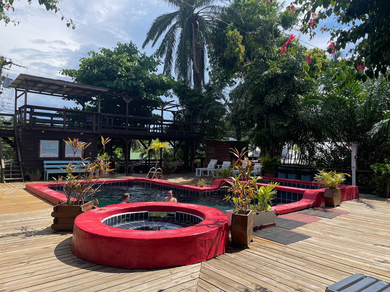 Mango Inn Utila - Un Resort en Utila a tu alcance